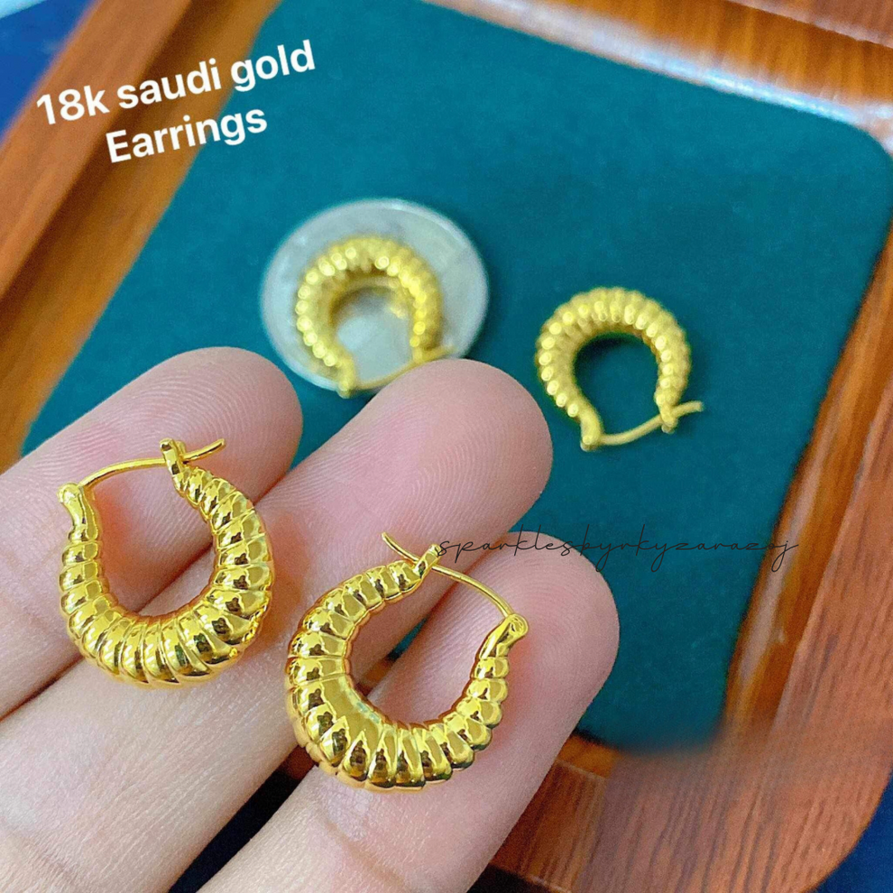 Croissant Earrings Ampaw 18k Saudi Gold – Sparkles PH
