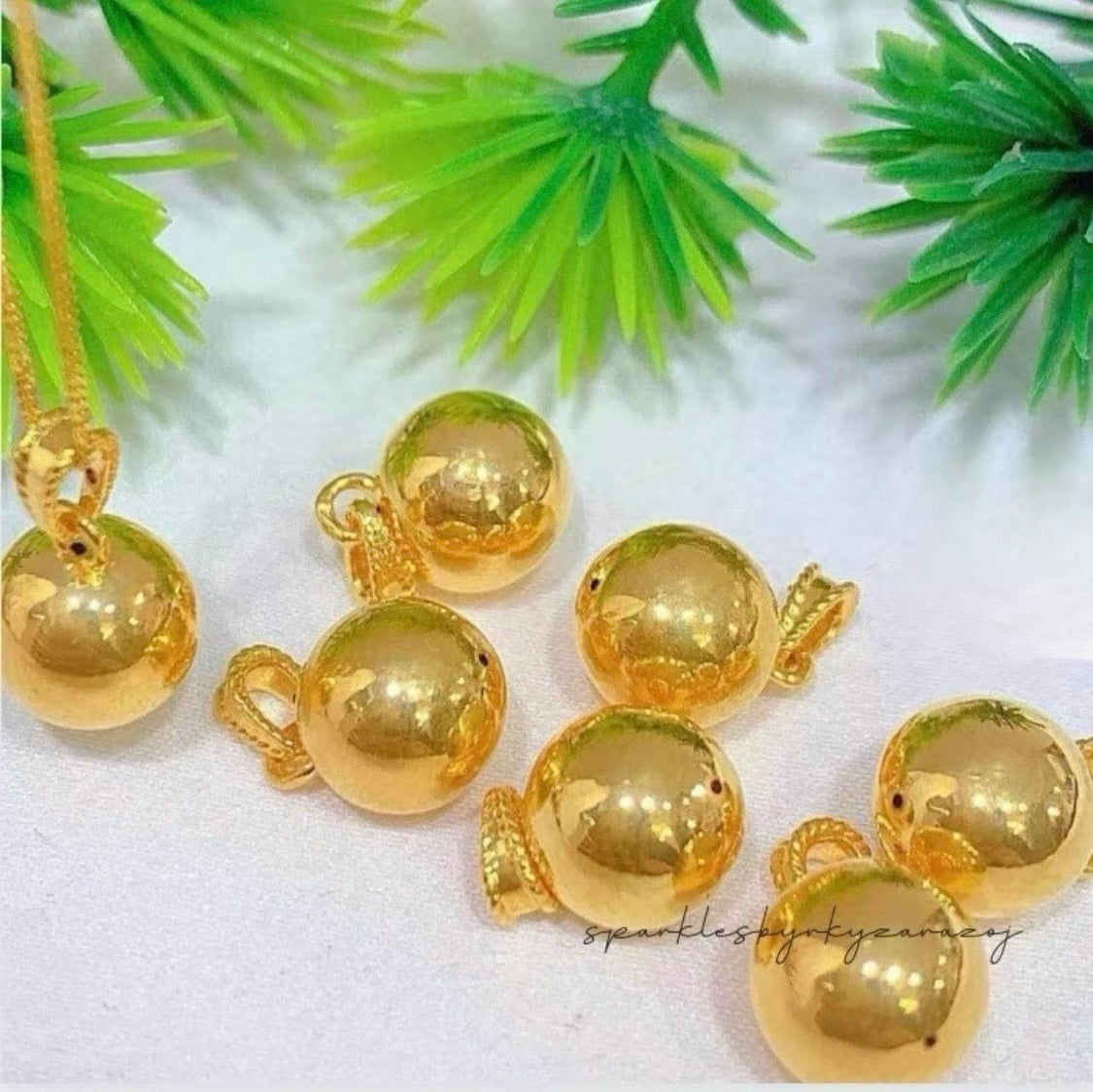 Ball Style Ampaw Pendant 18k Saudi Gold – Sparkles PH