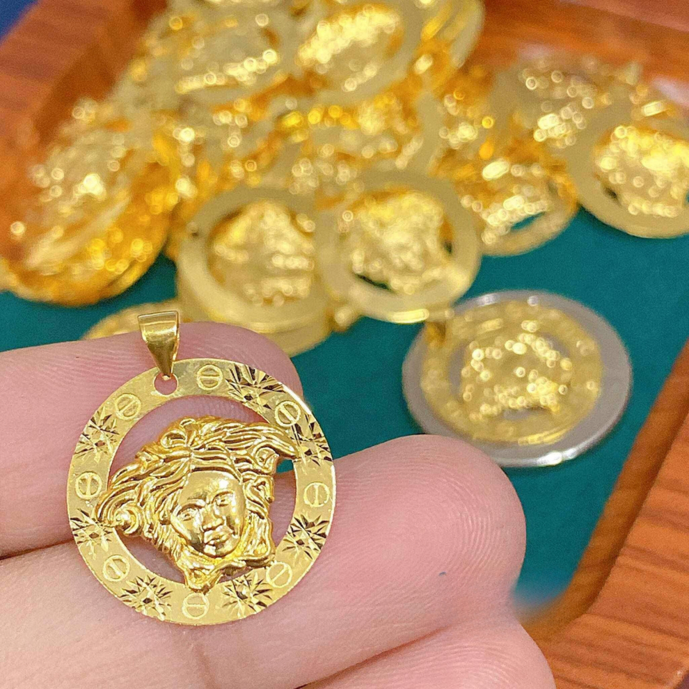 Golden Medusa Pendant Solid 18k Saudi Gold – Sparkles.ph